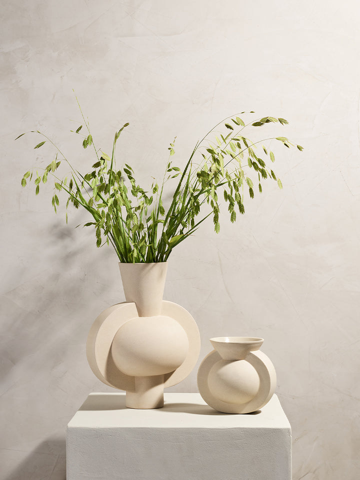 Vases – Light + Ladder